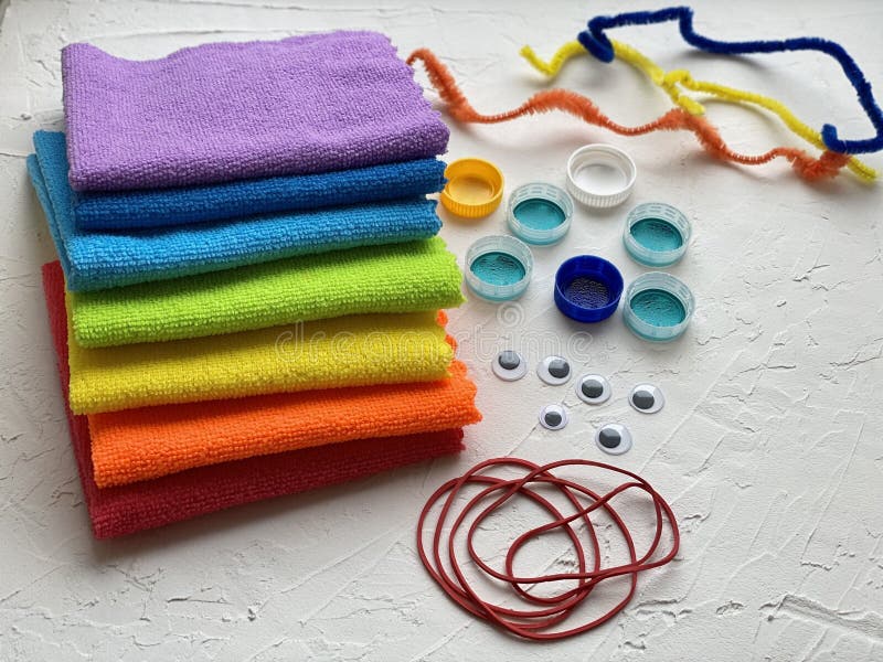Microfiber Cloth Multi-colored and Plastic Lids and Elastic Bands, for ...