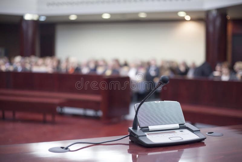 Microphone Au Palais De Justice Image stock - Image du maison ...