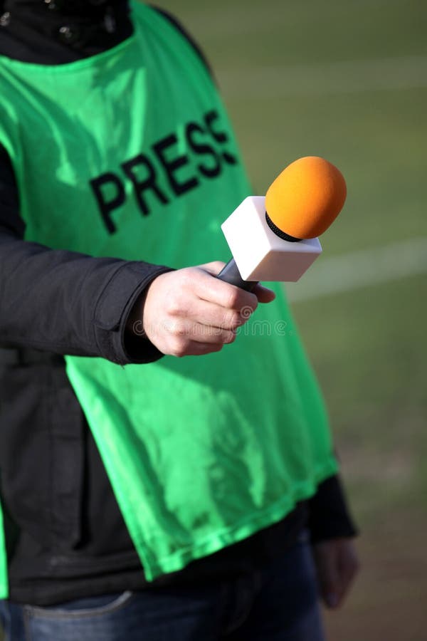 Microphone De Prise De Main Pour L'entrevue Image stock - Image du ...