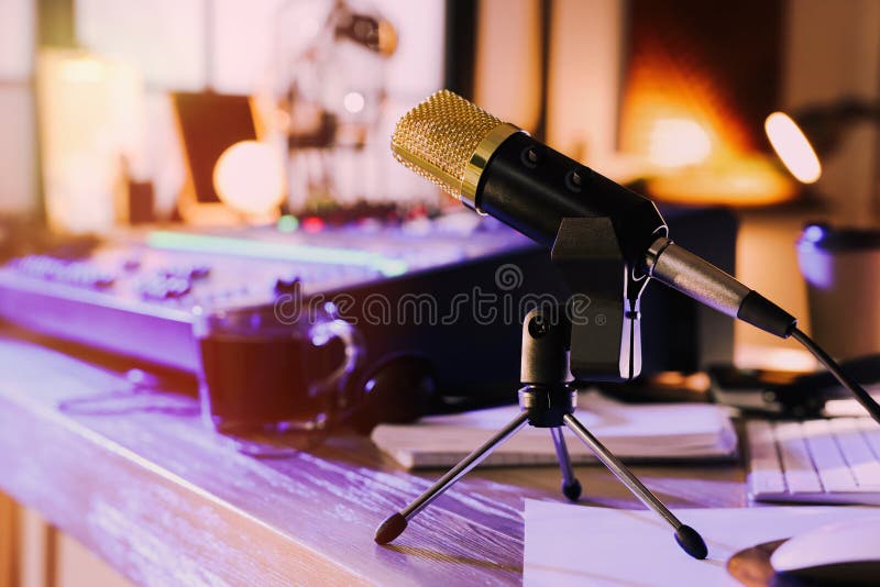 Microphone Near Professional Mixing Console on Table in Radio Studio ...