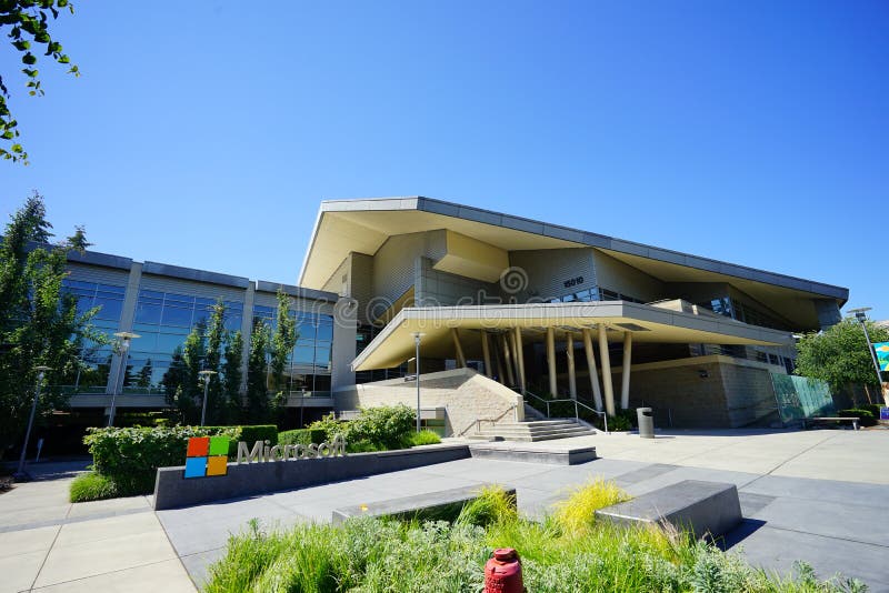 Microsoft Corporate Building In Silicon Valley. Editorial Photo - Image ...