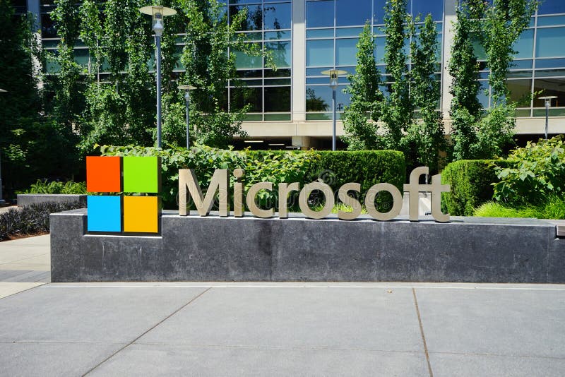Microsoft headquarter editorial stock image. Image of landmark - 89719394