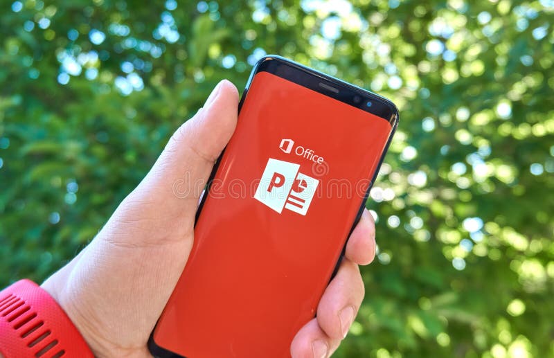 Microsoft PowerPoint Mobile App on Samsung S8. Editorial Photography ...