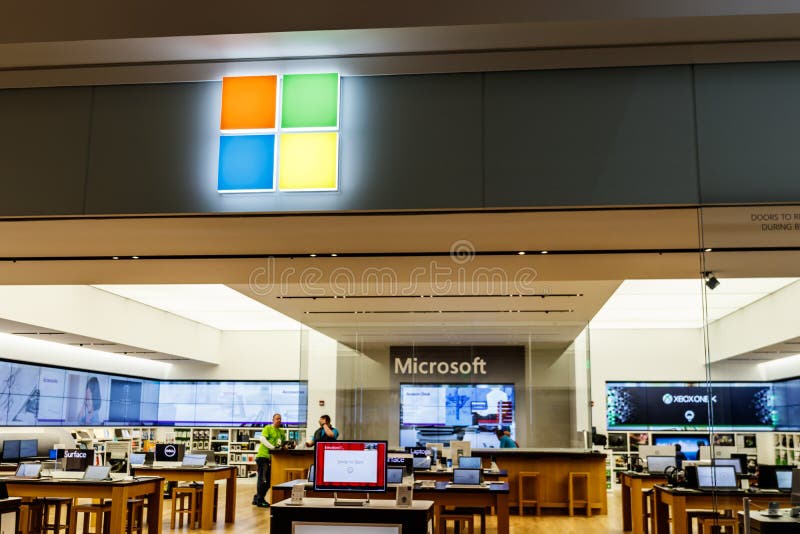 Indianapolis - Circa April 2018: Microsoft Retail Technology Store ...