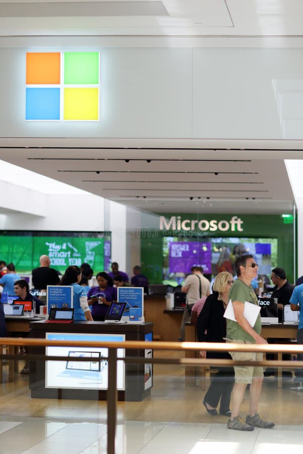 Microsoft Sklep W Prudential Centrum Zdjęcie Editorial - Obraz złożonej ...