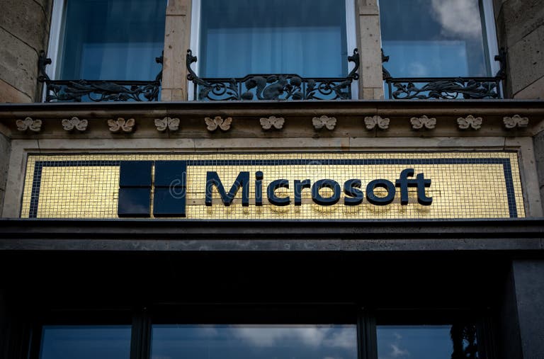 Microsoft store logo editorial image. Image of windows - 254298055