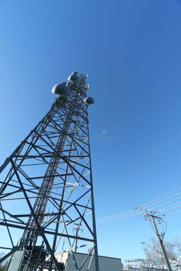 Microwave Telecommunications Tower Stock Photo - Image of cell, dish ...