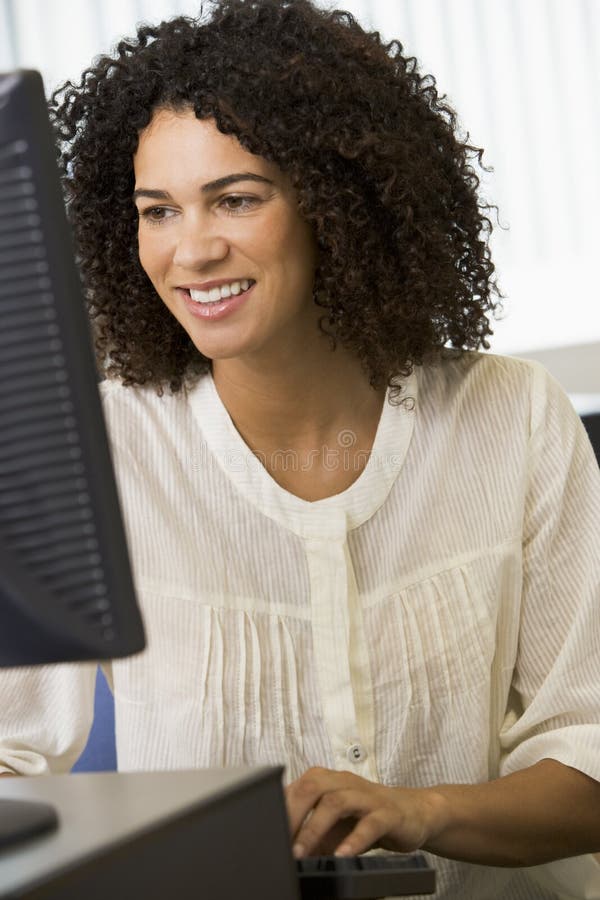 Woman Using Laptop on Campus Stock Image - Image of female, lawn: 7035393