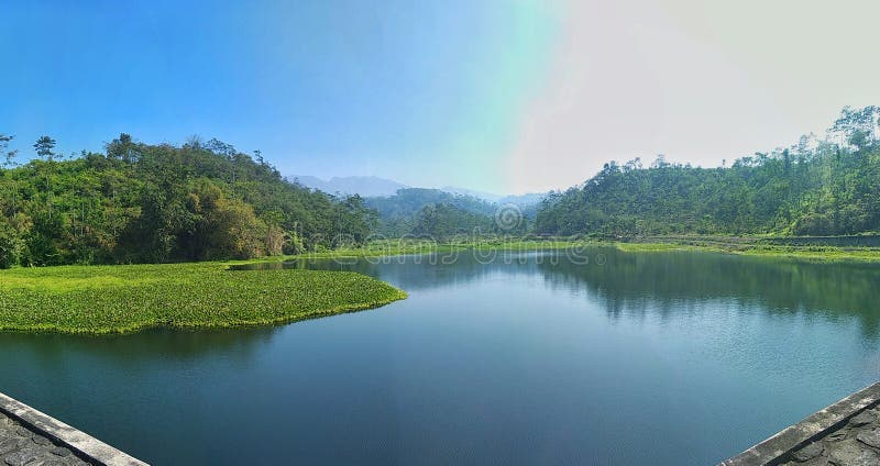 Mid day on lake stock image. Image of landscape, highland - 222235695