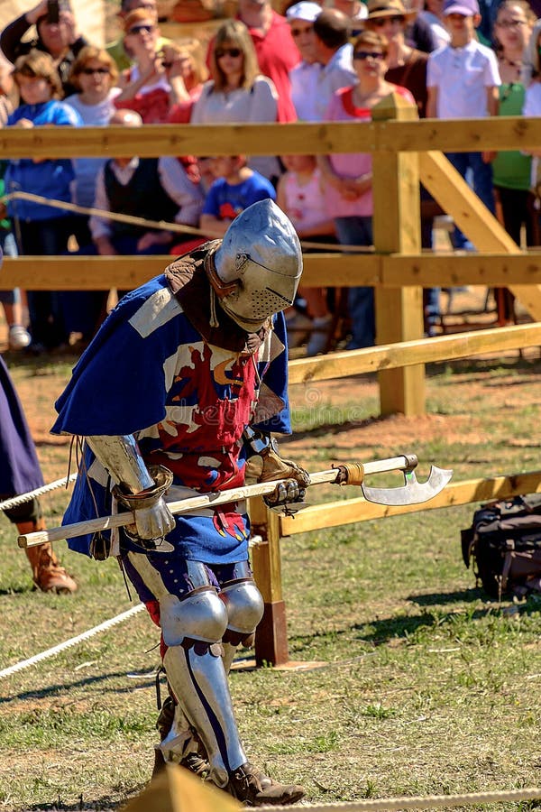 Middeleeuws Gevecht redactionele stock foto. Image of vechter - 40324598