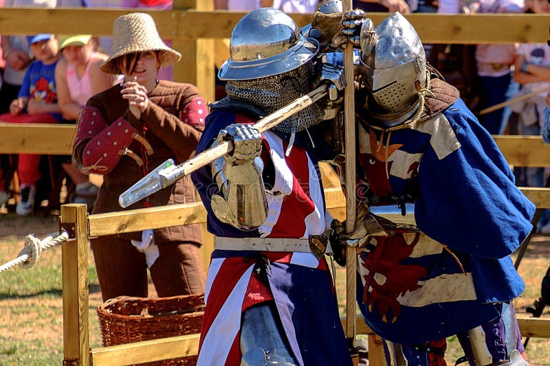 Middeleeuws Gevecht redactionele afbeelding. Image of bewapend - 40324965