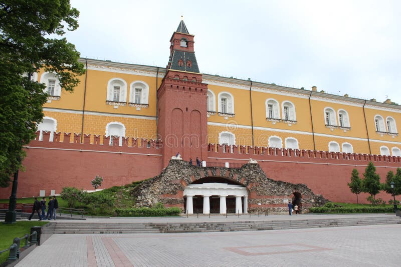 Middle Arsenal Tower (Faceted). Editorial Photo - Image of ...