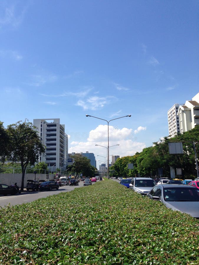 Middle of Road stock photo. Image of road, bangkok, middle - 43208586