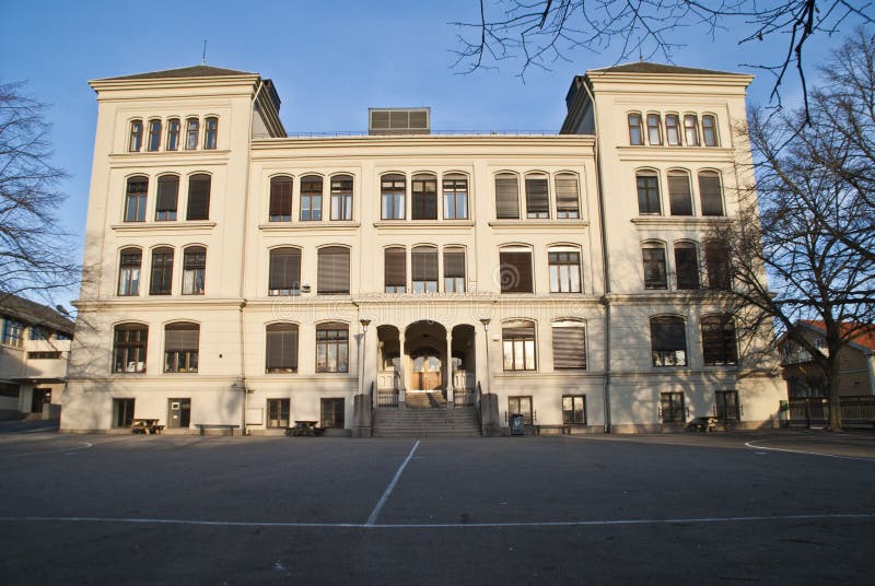 Middle school stock image. Image of schoolyard, homeromm - 22571225