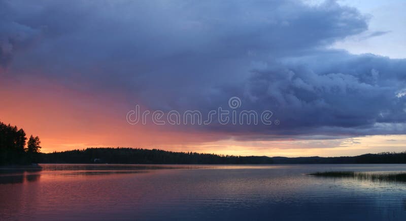 Midnight sun lake stock image. Image of orange, panoramic - 10391543