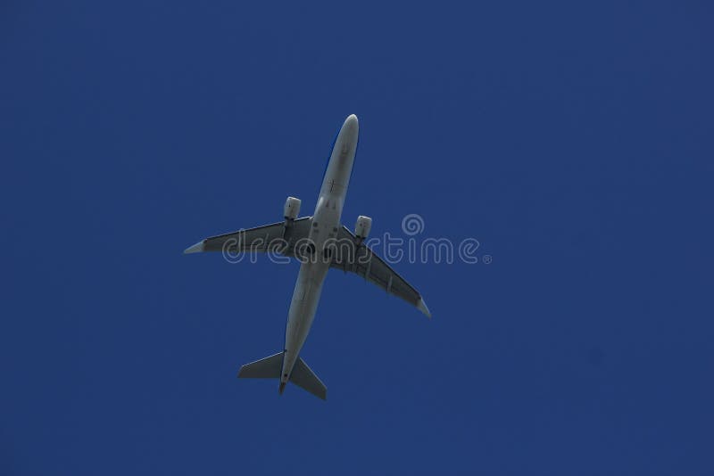 Bottom of an airplane stock image. Image of wings, plane - 103363143