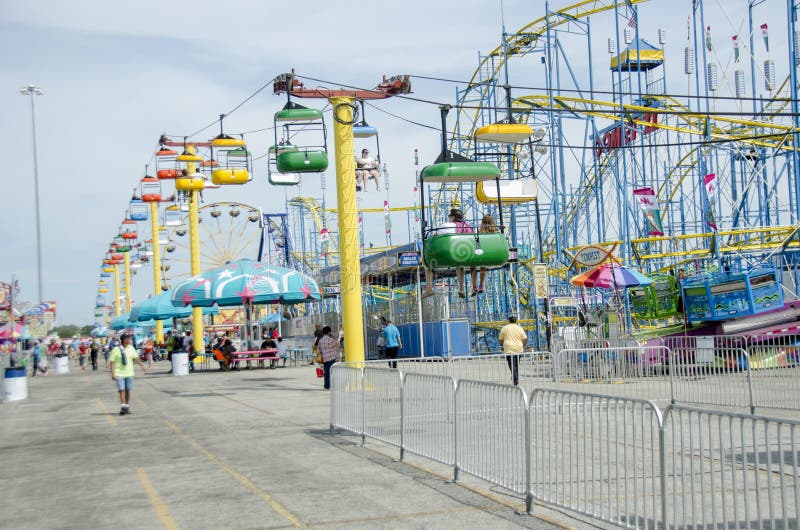 Midway Ride at Oklahoma State Fair Editorial Photo - Image of fair ...