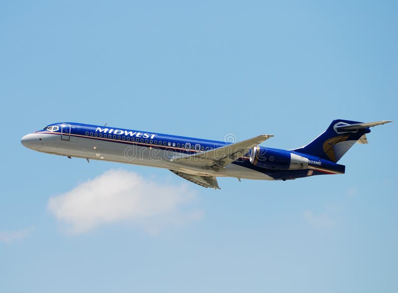 Midwest Airlines Passenger Jet Departing Editorial Stock Image - Image ...