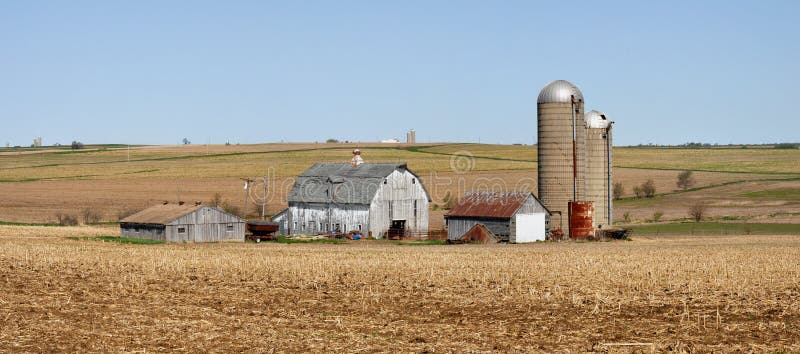 Midwest farm stock photo. Image of agriculture, building - 14002468