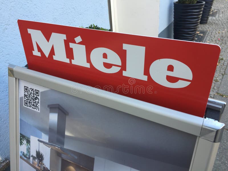 Miele-Logo redaktionelles foto. Bild von einheiten, vektoren - 77057951