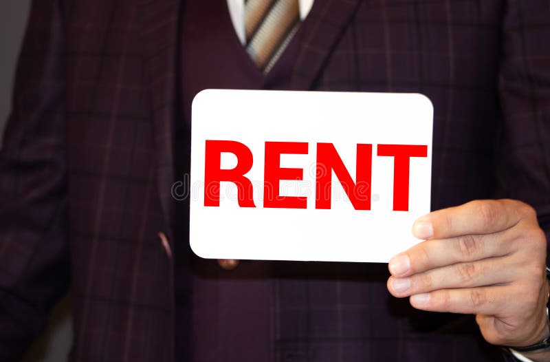 Miete Oder Text Auf Dem Mann Der Karte in Der Hand Kaufen Stockbild ...