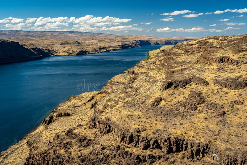 Columbia River in Washington State, USA Stock Photo - Image of rock ...