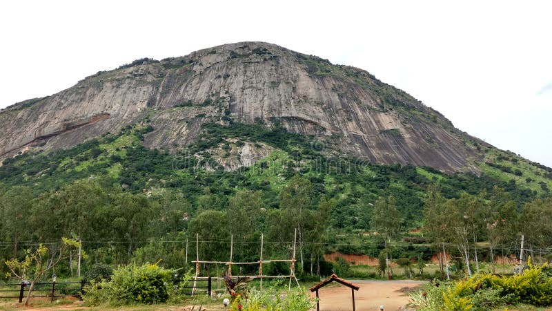 The mighty mountain stock image. Image of mountainscenic - 121719043