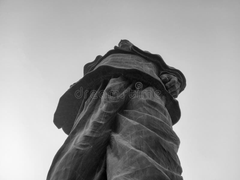 The mighty statue of unity editorial photo. Image of asian - 241939216