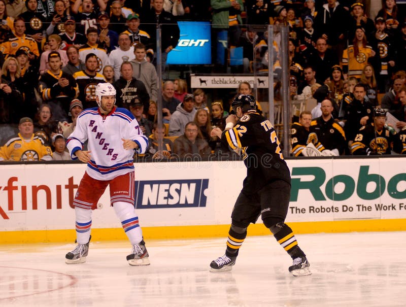 Mike Rupp Y Shawn Thornton Square De (NHL) Imagen de archivo editorial ...