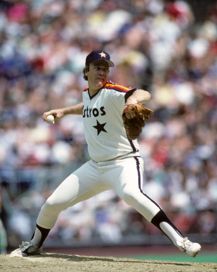 Mike Scott editorial photo. Image of slide, houston, game - 74059906