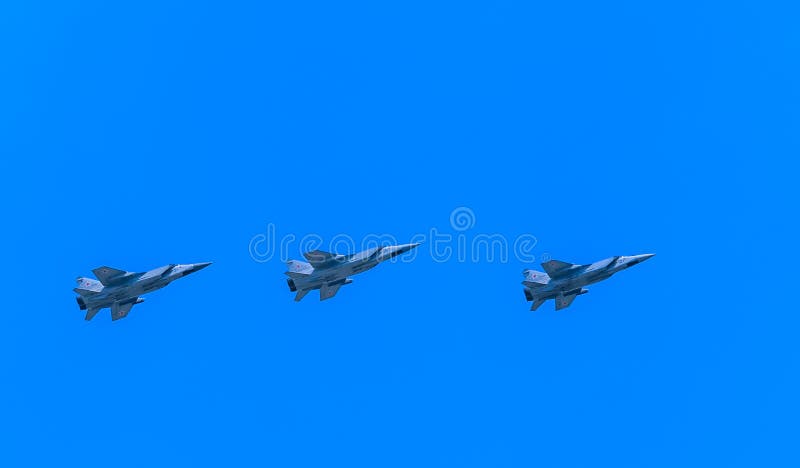 3 Mikoyan-Gurevich MiG-31 (fox-hound) Photo stock éditorial - Image of ...