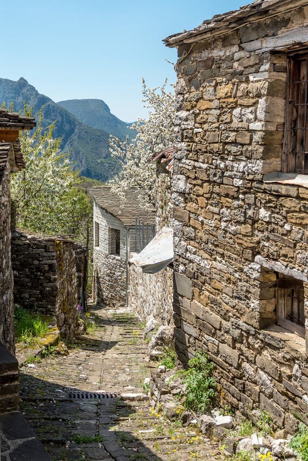 Mikro Papingo in the North of Greece Stock Image - Image of mountains ...