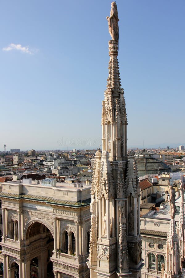 Milan Cathedral Da Virgem Maria Imagem de Stock - Imagem de cidade ...