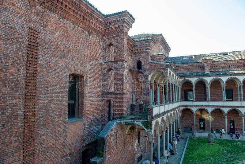 Internal Courtyard of the University of Milan Editorial Stock Image ...