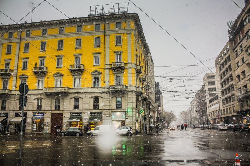 The snow at Milan stock image. Image of january, 1985 - 27440573