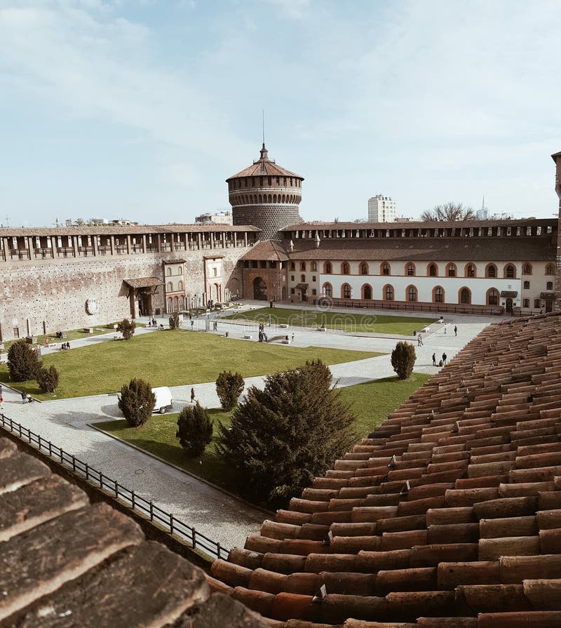 Milan sforzesco castle editorial image. Image of milan - 112647180