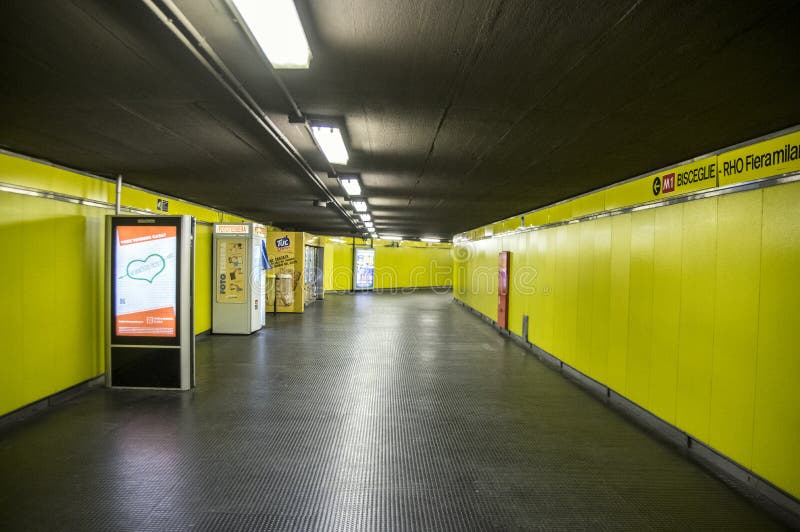 Milan Subway, Yellow Line editorial image. Image of metropolitana ...