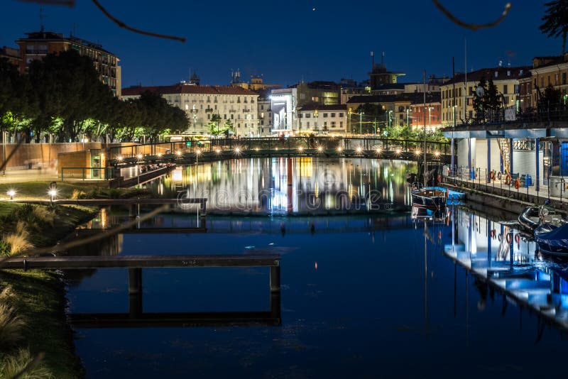Milano Bridge Over the Darsena at Night Editorial Image - Image of ...