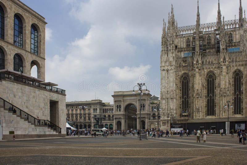 PIazza Del Duomo Square in Milano Editorial Photography - Image of ...