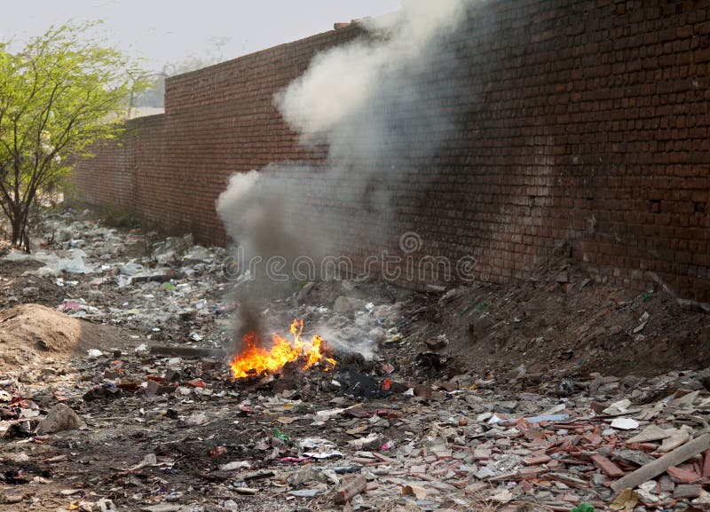 Milieuvervuiling stock afbeelding. Image of brand, vervuild - 25707823