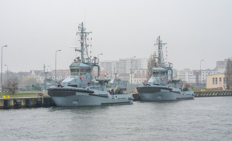 Military Ship in the Harbor Editorial Image - Image of warship, cruiser ...