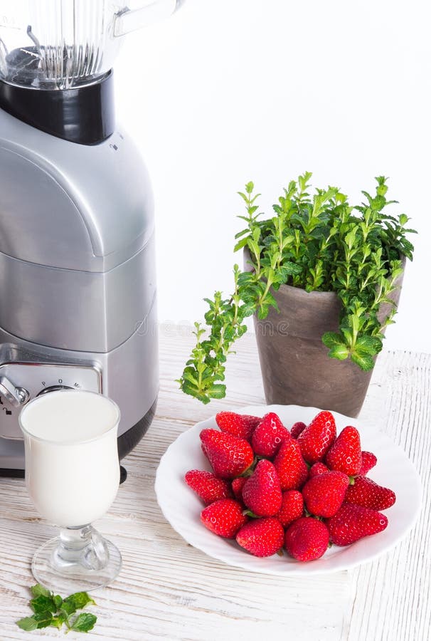 1,068 Milkshake Preparation Stock Photos - Free & Royalty-Free Stock ...