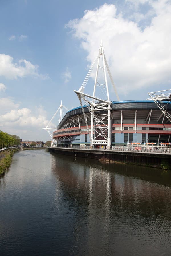 Millenium Centre stock image. Image of city, reflection - 31164147