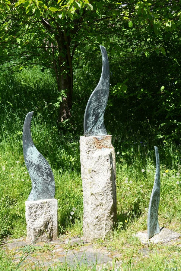 The Millennium Birds Sculpture by Bridget McCrum, Dittisham, Devon ...
