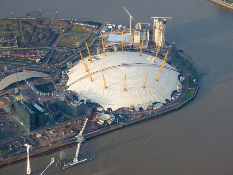 El Millennium Dome imagen editorial. Imagen de aire, coche - 43883230