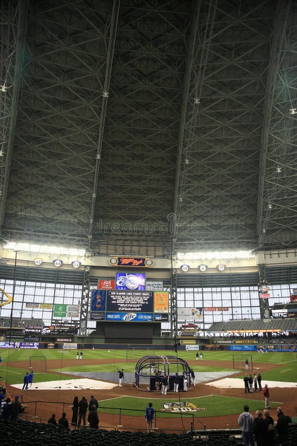 Miller Park - Milwaukee Brewers Editorial Stock Photo - Image of ...