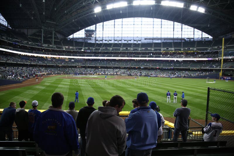 Miller Park - Milwaukee Brewers Editorial Stock Image - Image of ...