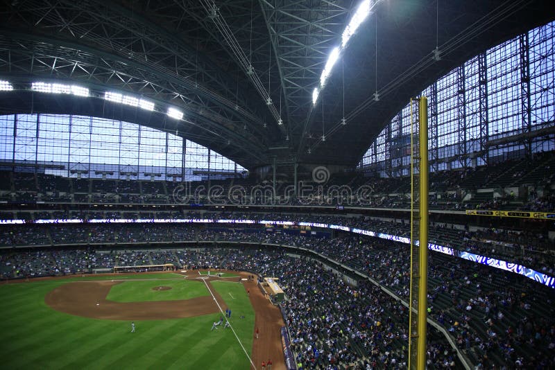 Miller Park, Milwaukee Brewers, Baseball Outfield Editorial Image ...
