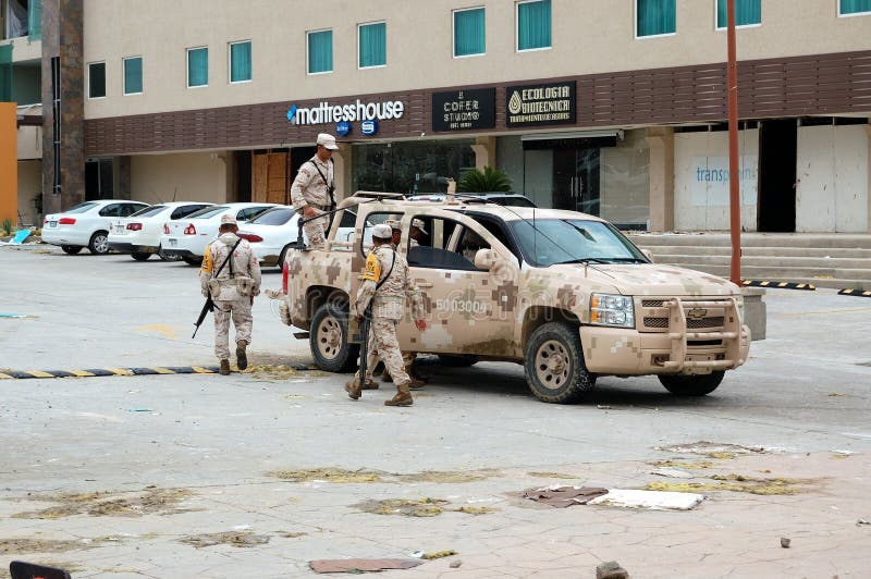 Millitary of mexico editorial photography. Image of serious - 45176197