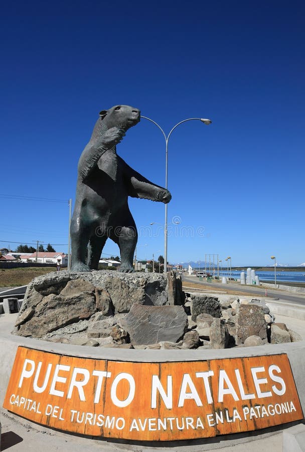 Milodon-Statue, Puerto Natales Stockbild - Bild von lateinisch, amerika ...